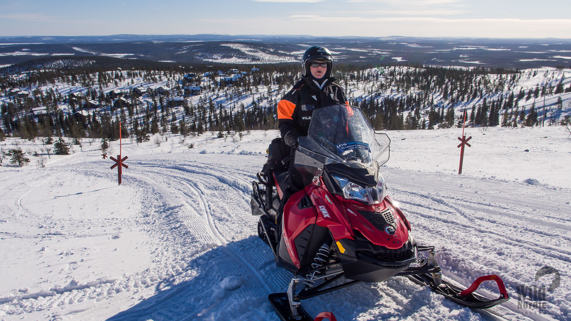Short Beginner´s snowmobile safari - Taxari Travel Agency Lapland